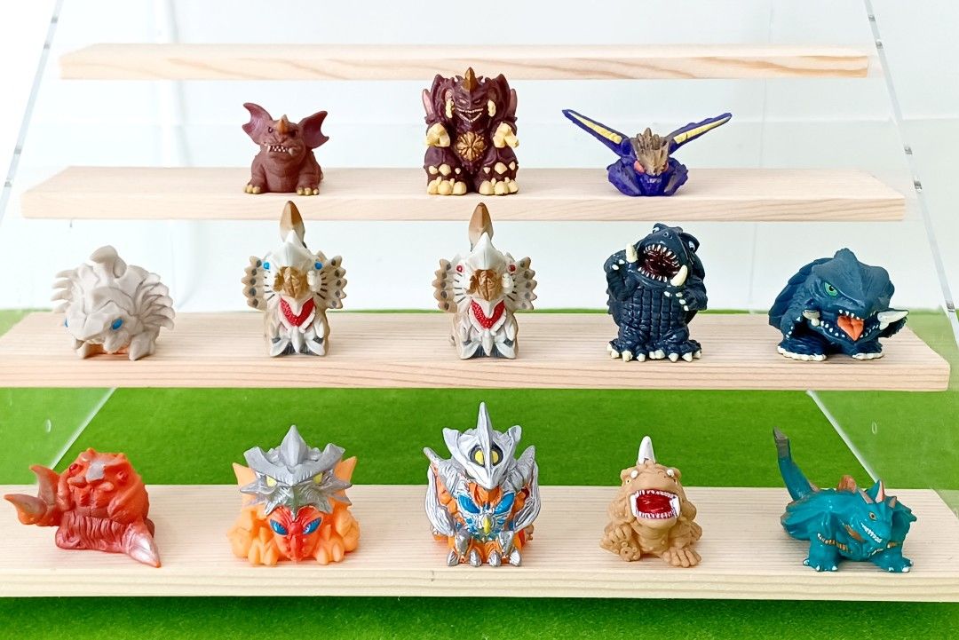 Rare Godzilla Kaiju set finger puppet selling in set total 13pcs ...