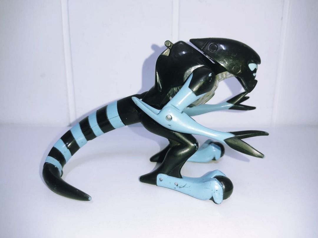 BEN 10 XLR8 AXLR BANDAI, Hobbies & Toys, Toys & Games on Carousell