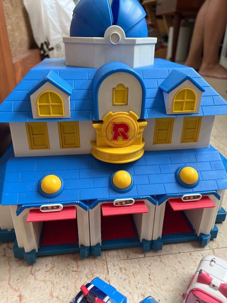 ROBOCAR, Hobbies & Toys, Toys & Games on Carousell
