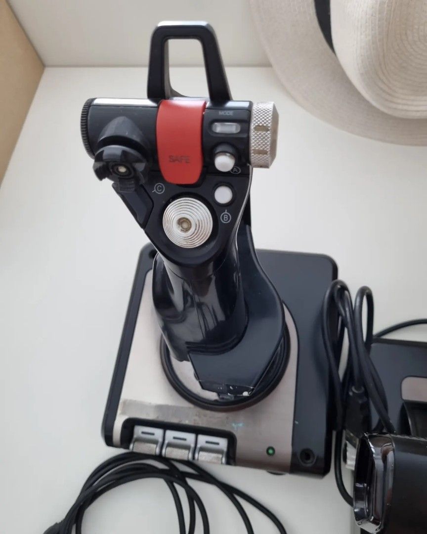 Saitek Flight Simulator Bundle of Joystick and Throttle, Computers ...