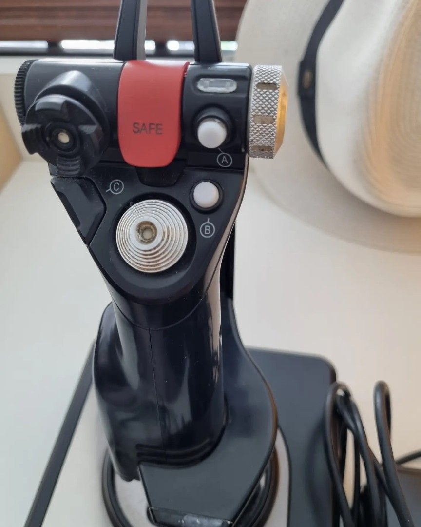 Saitek Flight Simulator Bundle of Joystick and Throttle, Computers ...