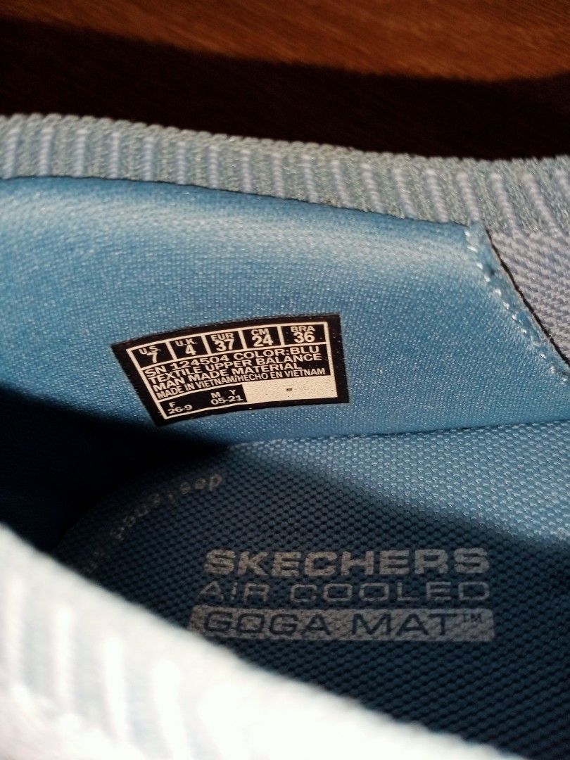 SKECHERS EUR 37, Women's Fashion, Footwear, Sneakers on Carousell