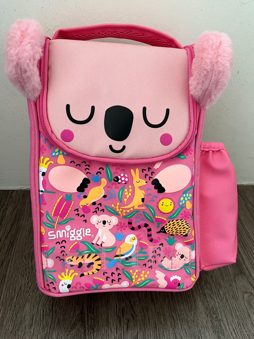 Smiggle Lunch Box (Pink), Babies & Kids, Babies & Kids Fashion on Carousell