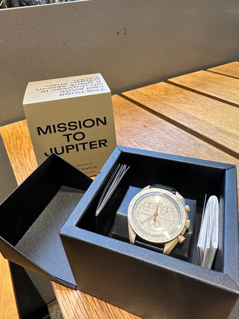 Swatch x Omega Jupiter, Men's Fashion, Watches & Accessories, Watches ...
