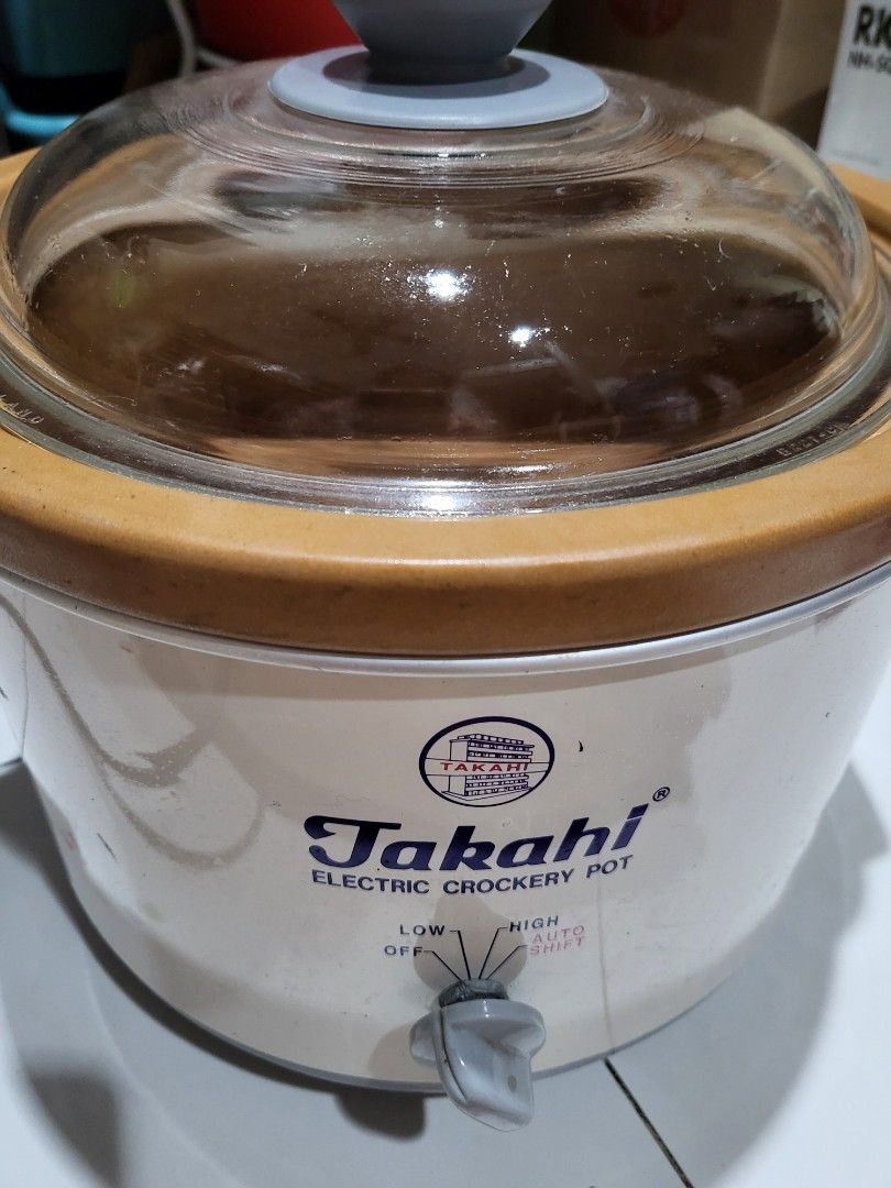 Takahi slower cooker pot 3.8L, TV & Home Appliances, Kitchen Appliances ...