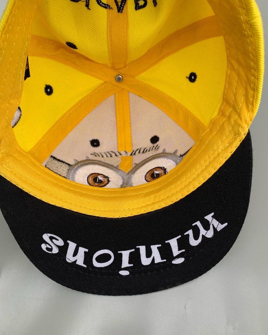 Topi anak minion, Fesyen Pria, Aksesoris, Topi di Carousell