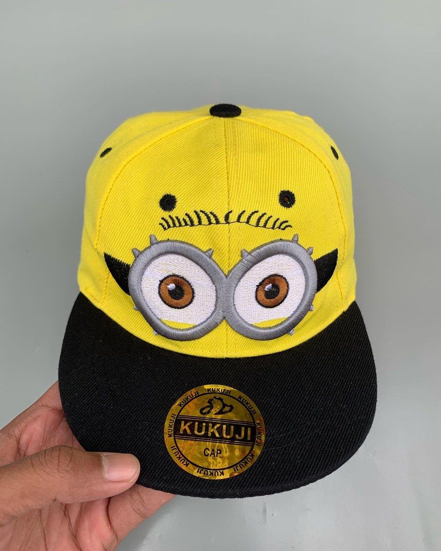 Topi anak minion, Fesyen Pria, Aksesoris, Topi di Carousell