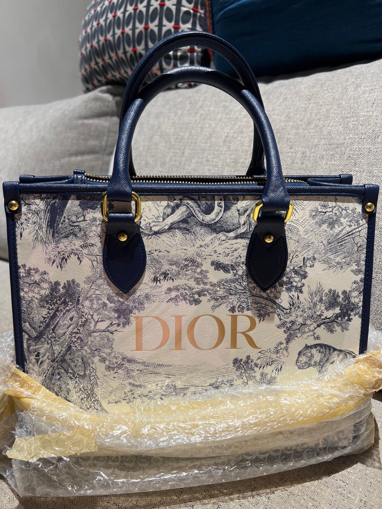Upcycle Dior paper bag with real leather trims, Women's Fashion, Bags ...