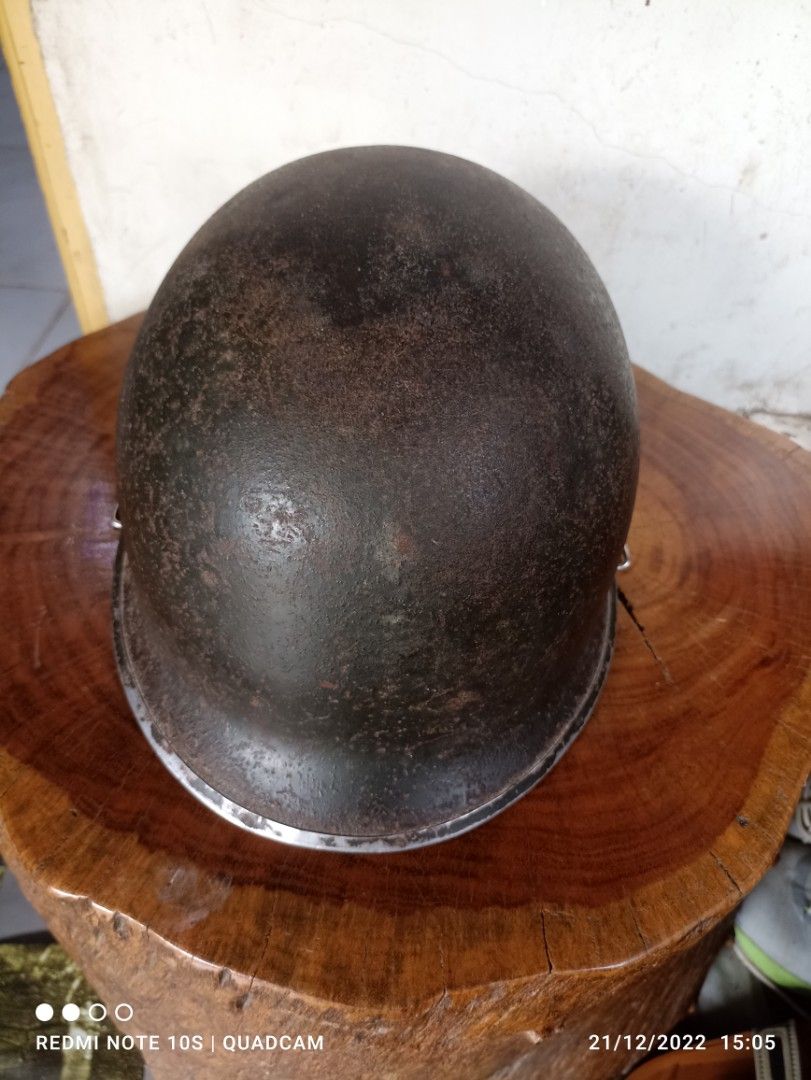 Vintage m11 us military helmet tyempo kastila, Hobbies & Toys ...
