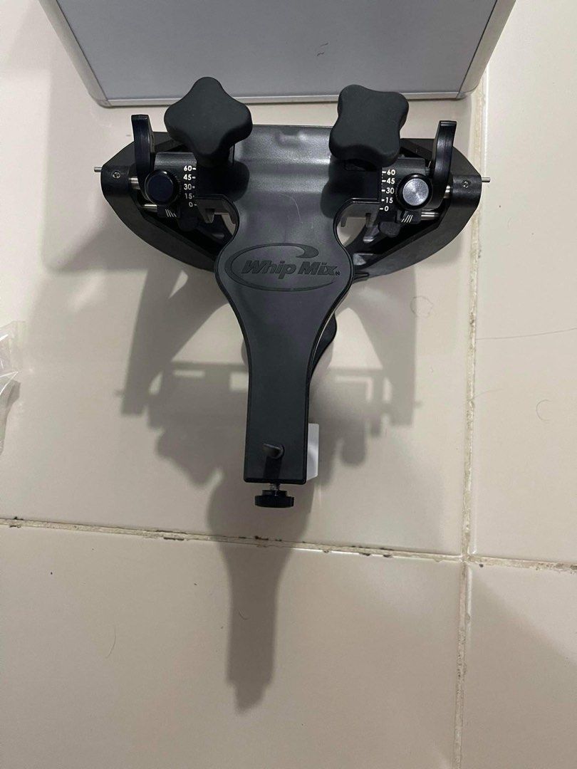 Whipmix Semi-Adjustable Articulator, Health & Nutrition, Medical ...