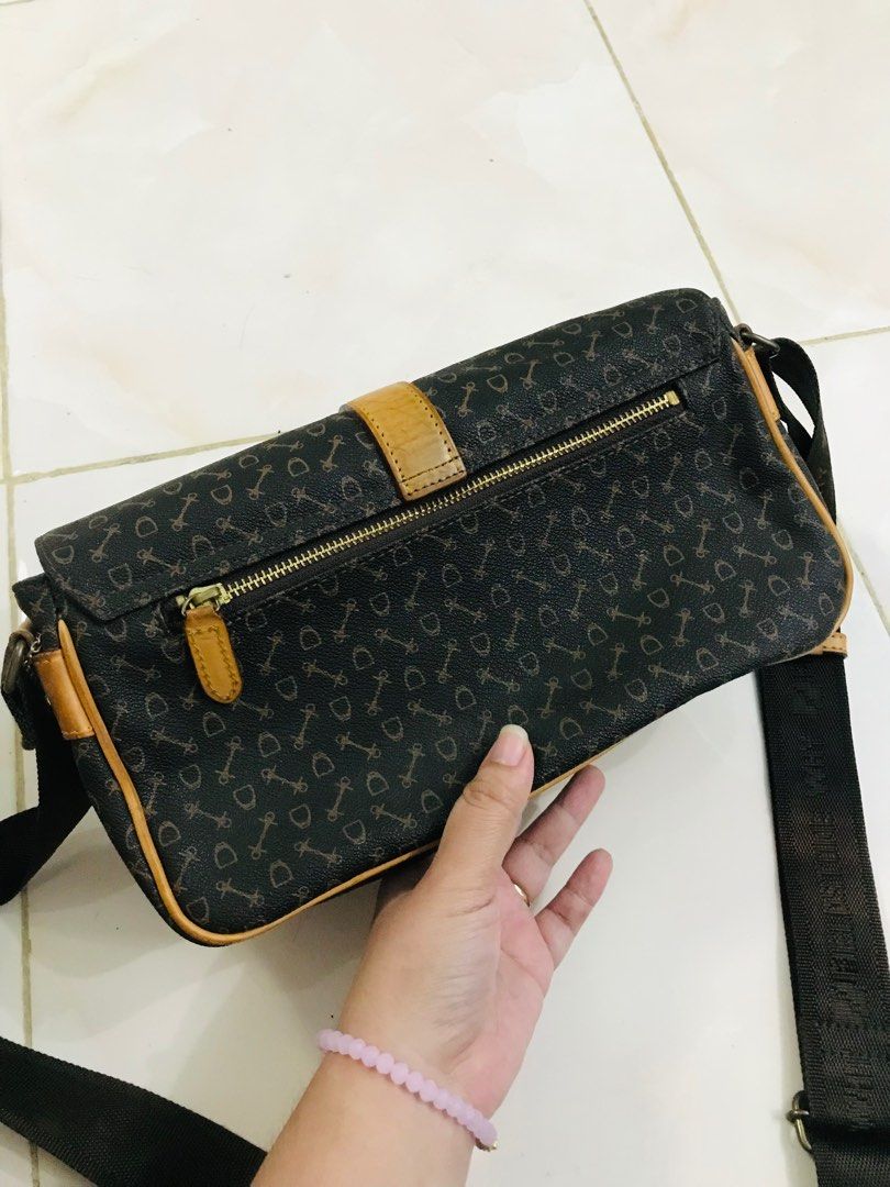 Why bag, Women's Fashion, Bags & Wallets, Cross-body Bags on Carousell