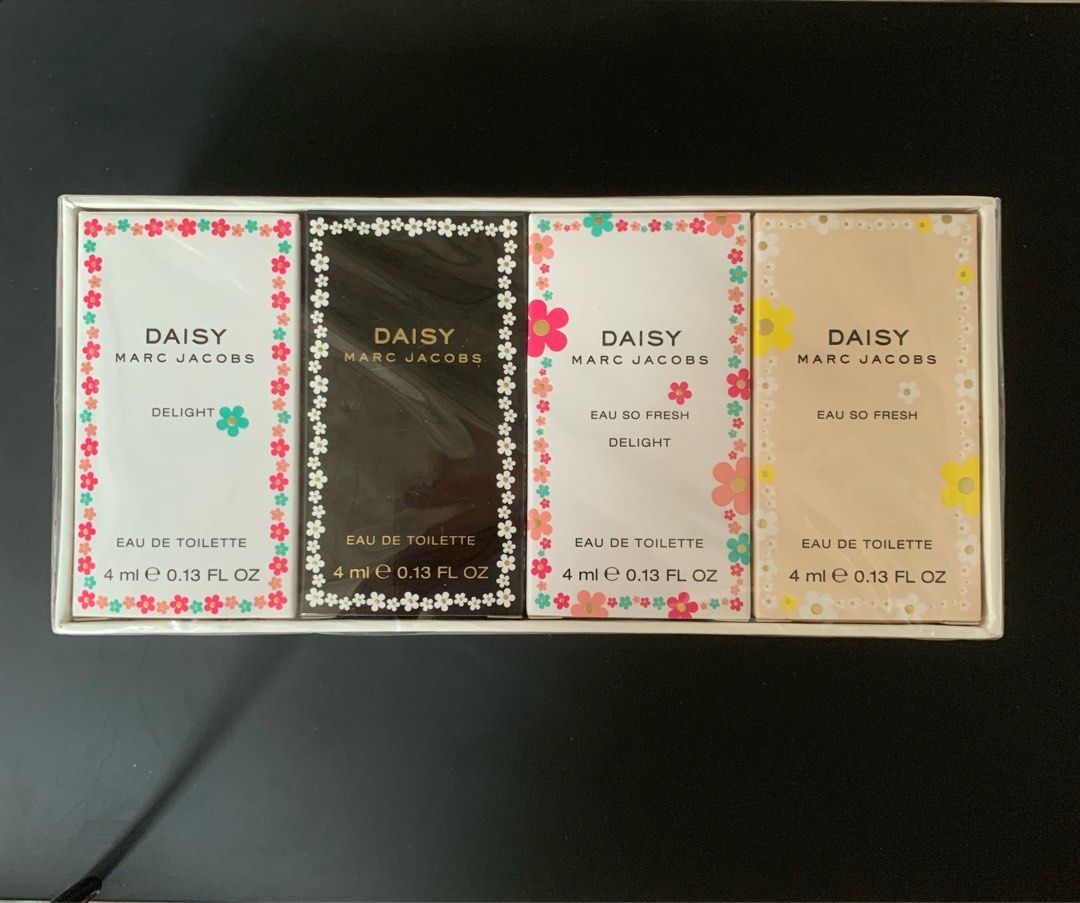 Authentic brand new Marc Jacobs miniature perfume gift set, Beauty ...