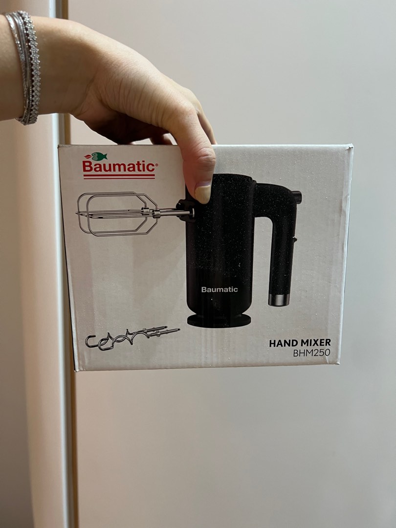 Baumatic 全新 250w 手提電動攪拌機 蛋糕 雞蛋, 傢俬＆家居, 廚具和餐具, 其他廚具和餐具 - Carousell