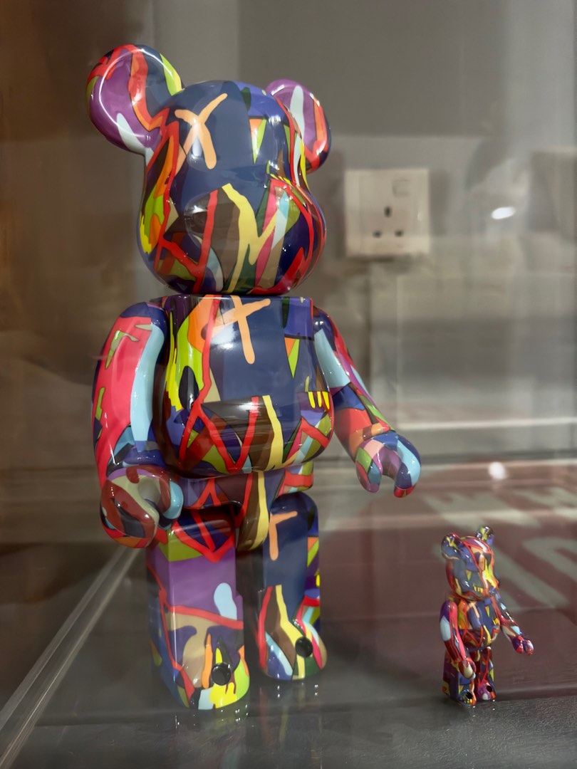 Bearbrick KAWS Tension 400% and 100% Medicom, Hobbies & Toys, Toys ...