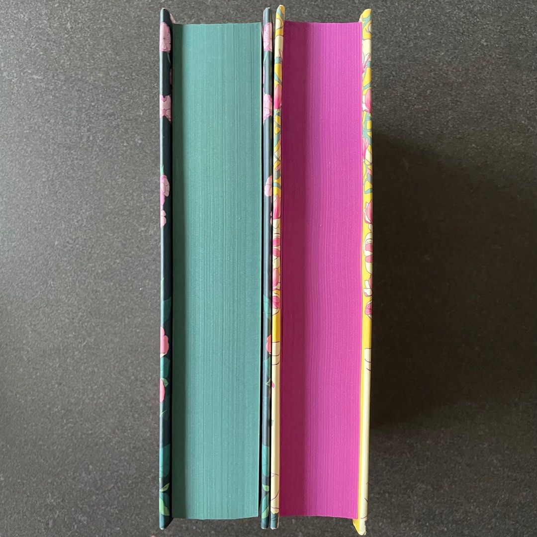 (Hardcover Book Set) Signed Waterstones Daughter of the Moon Goddess & Heart of the Sun Warrior ...