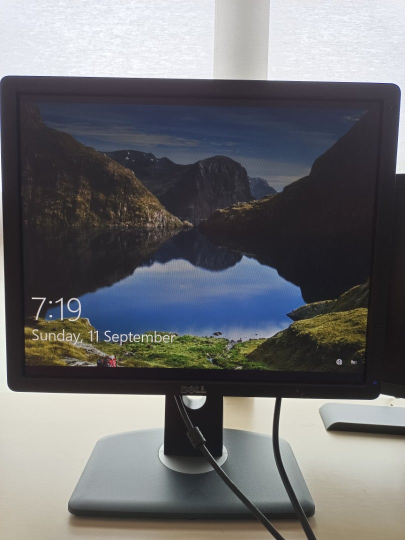 Dell P2213/P1913- 22/19 inches LCD monitor, Computers & Tech, Parts ...