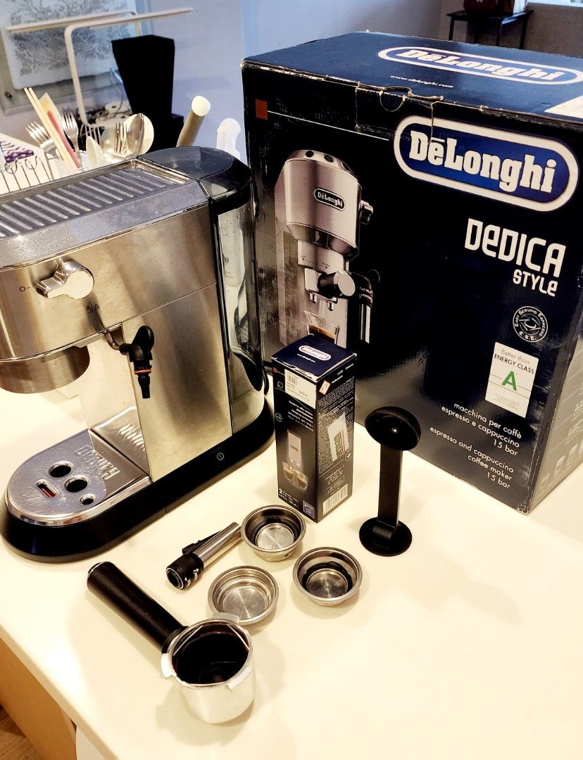 Delonghi Dedica EC685.M, TV & Home Appliances, Kitchen Appliances ...
