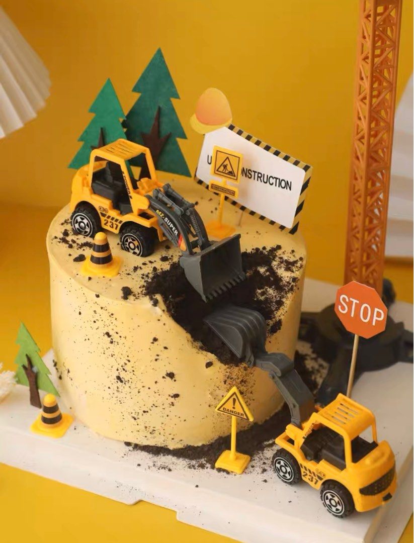 DIY construction cake theme, Hobbies & Toys, Toys & Games on Carousell