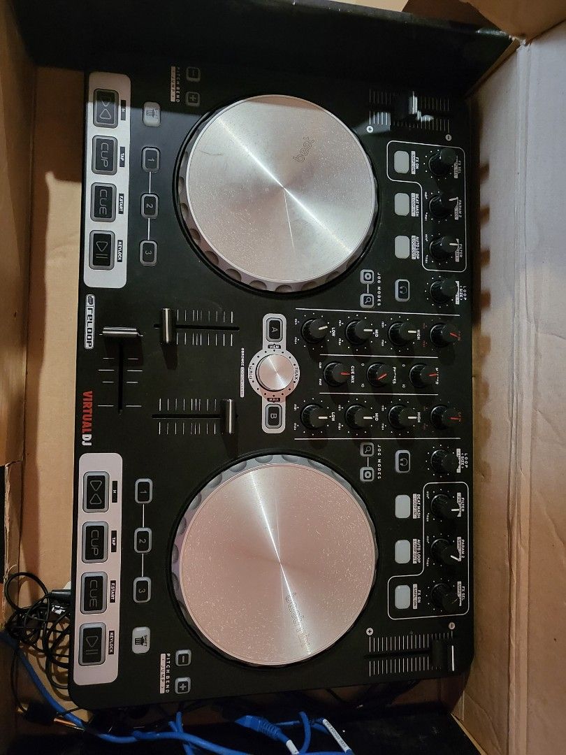 DJ virtual turntable, Audio, Other Audio Equipment on Carousell