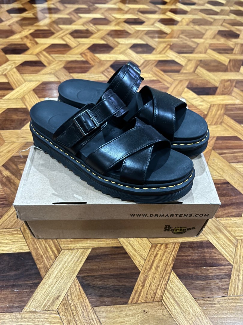 Dr. Martens Ryker, Men's Fashion, Footwear, Slippers & Slides on Carousell
