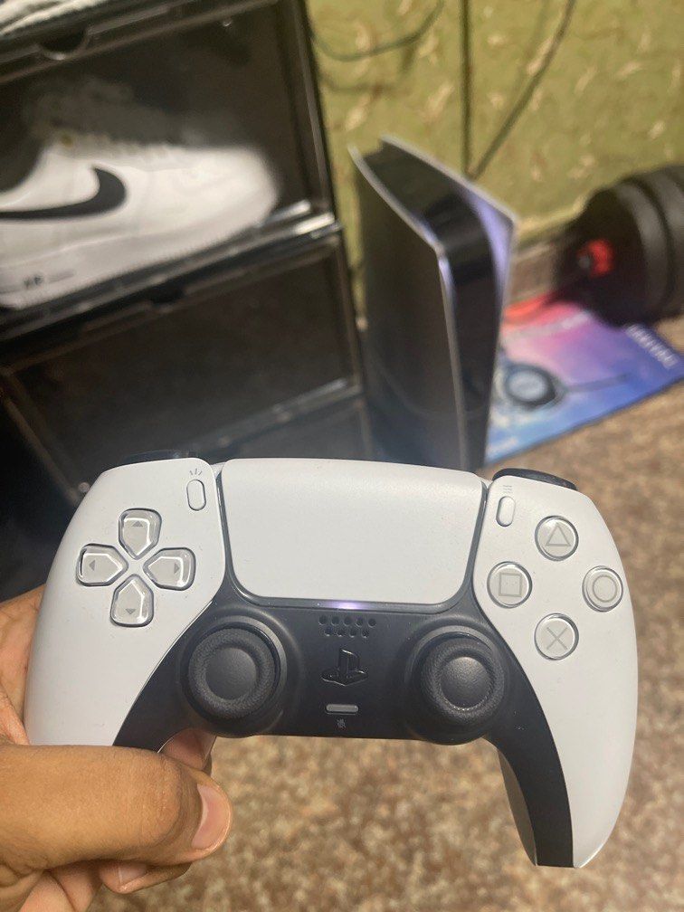Dualsense Ps5 controller white, Video Gaming, Gaming Accessories ...