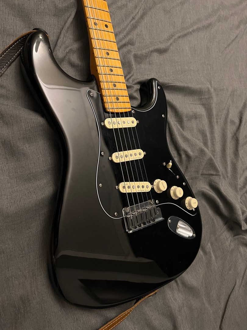 Fender Ultra Strat (Texas Tea), Hobbies & Toys, Music & Media, Musical ...