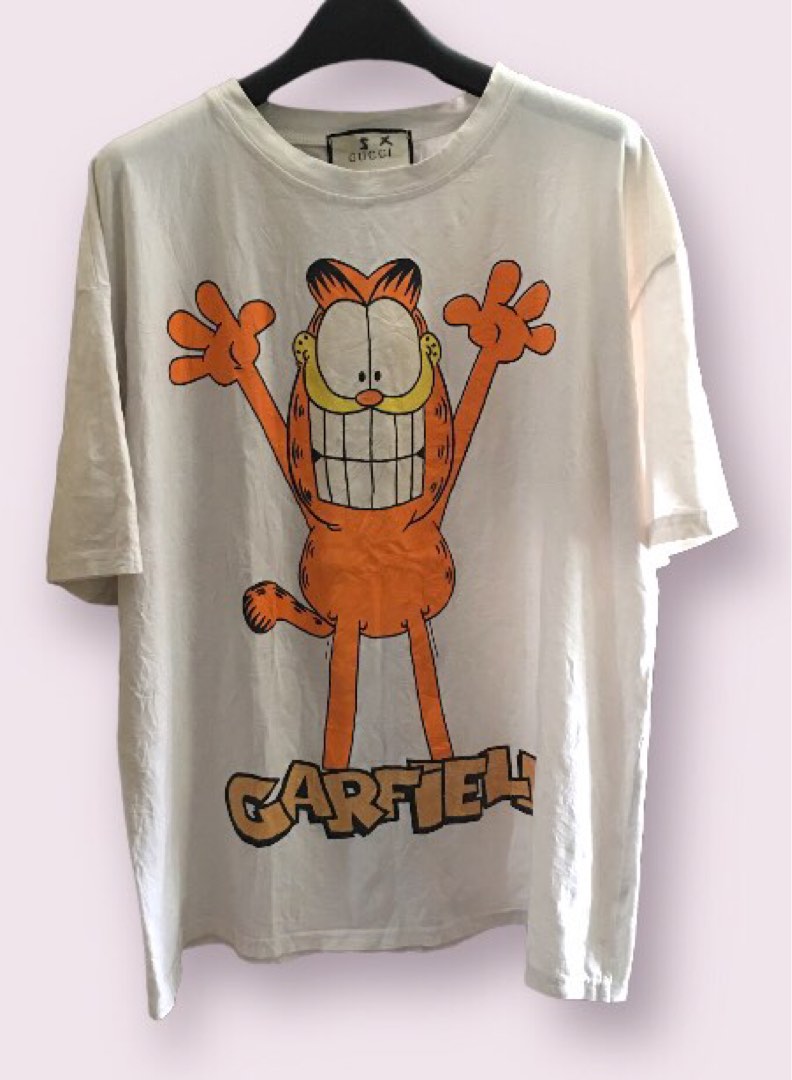 Gucci x Garfield white t-shirt unisex, Women's Fashion, Tops, Shirts on ...