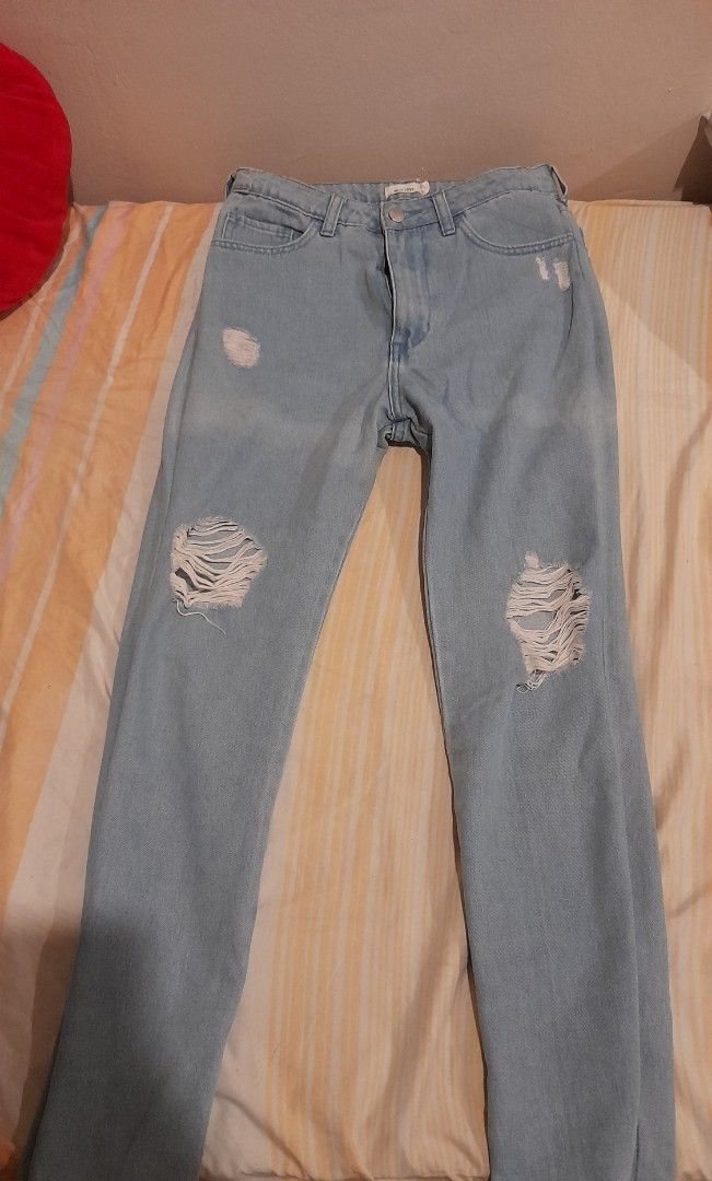 Highwaist Ripped Tattered Jeans Denim Light Blue, Women's Fashion ...