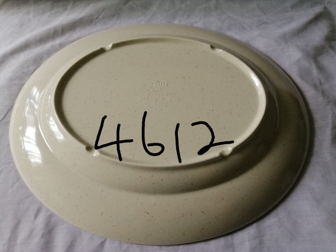Hoover Melamine Plates 4612& 4614, Furniture & Home Living, Kitchenware ...