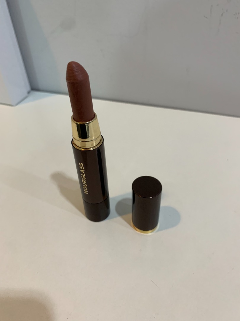 Hourglass | Lipstick Stylo Girl - Influencer, Beauty & Personal Care ...