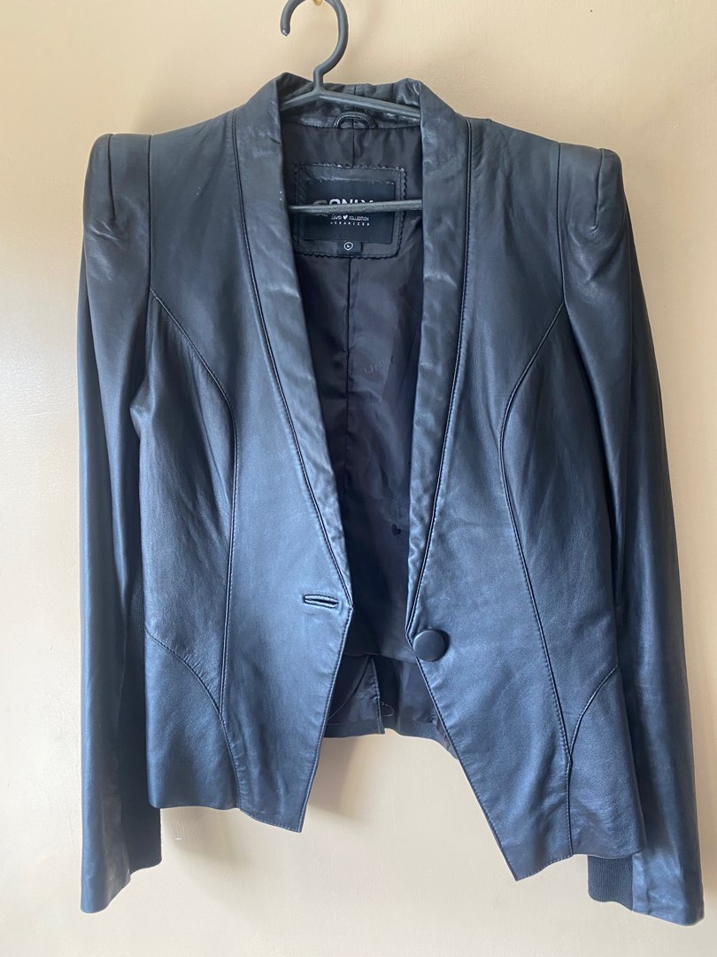 Jacket Black - chest 34, Women's Fashion, Coats, Jackets and Outerwear ...