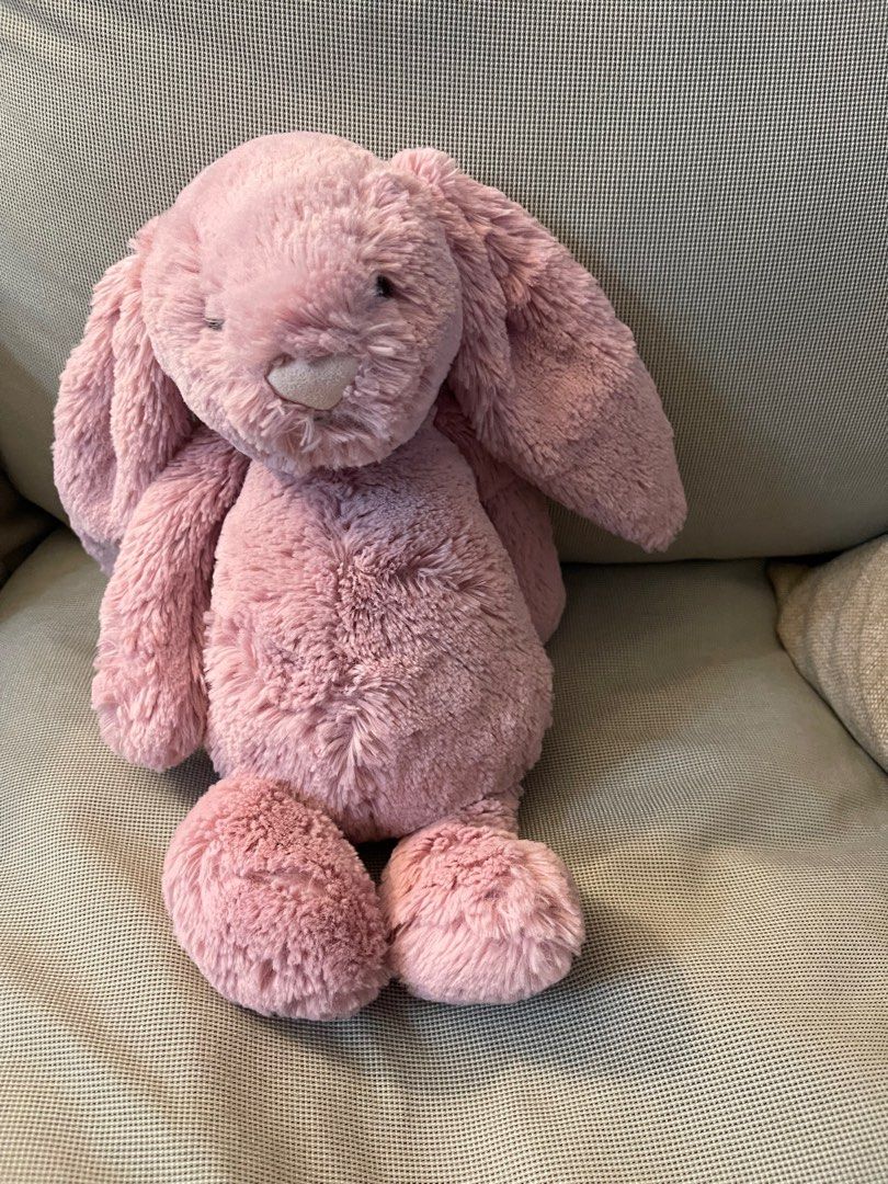 Jellycat bunny, Hobbies & Toys, Toys & Games on Carousell