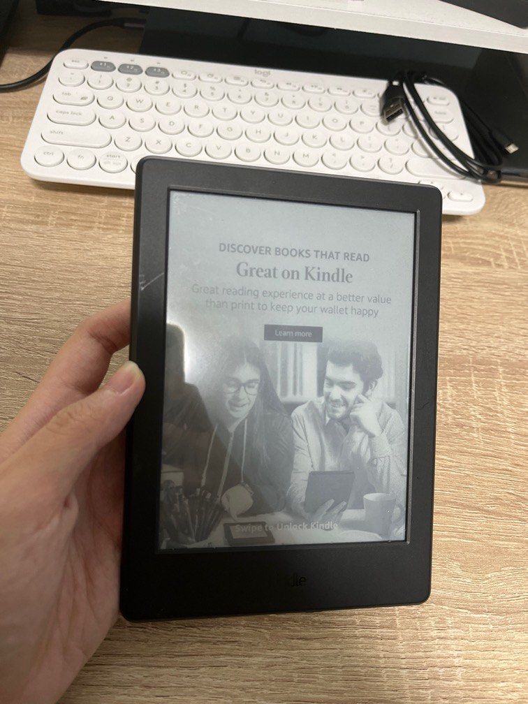 Kindle 8th Gen (basic), Mobile Phones & Gadgets, E-Readers on Carousell