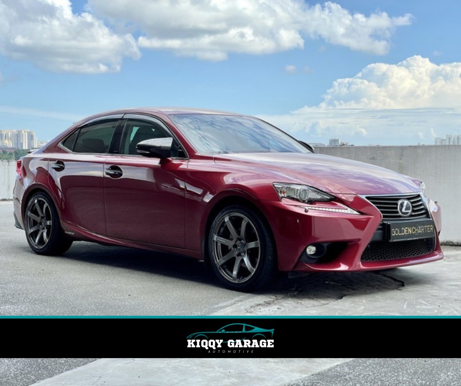 Lexus IS300h Hybrid Executive Auto, Cars, Used Cars on Carousell