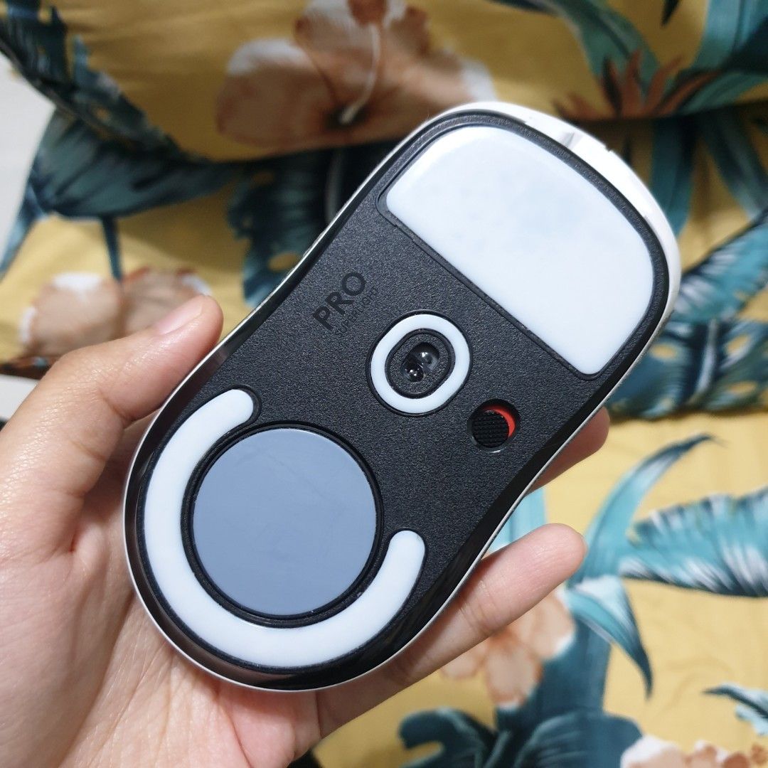 Logitech G Pro Superlight, Computers & Tech, Parts & Accessories, Mouse ...