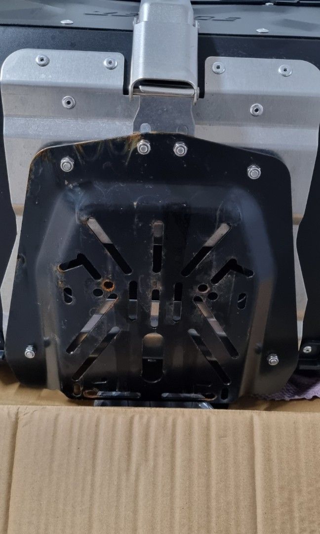 Metal motor box 35L, Motorcycles, Motorcycle Accessories on Carousell