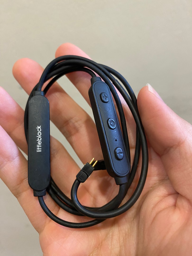 Moondrop littleblack bluetooth adapter for 2 pin earphones, Audio ...