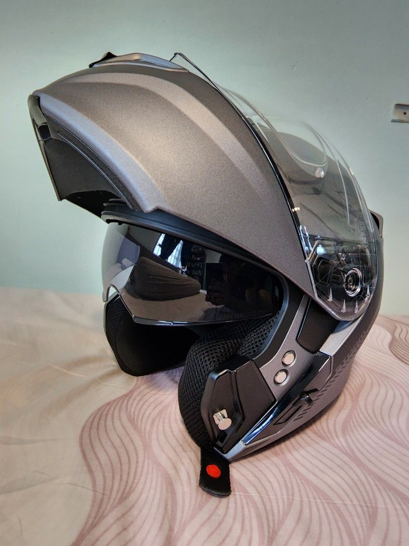 MT Helmets Storm Modular Helmet, Motorcycles, Motorcycle Apparel on ...