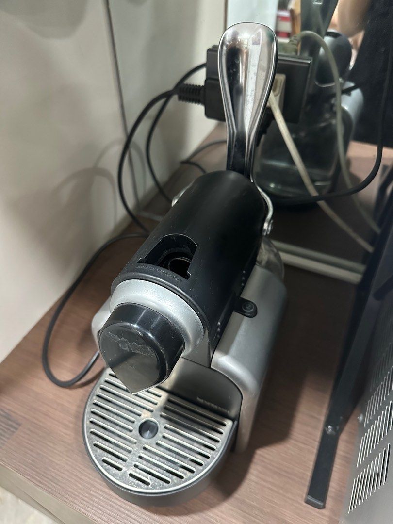 Nespresso Essenza Automatic, TV & Home Appliances, Kitchen Appliances ...