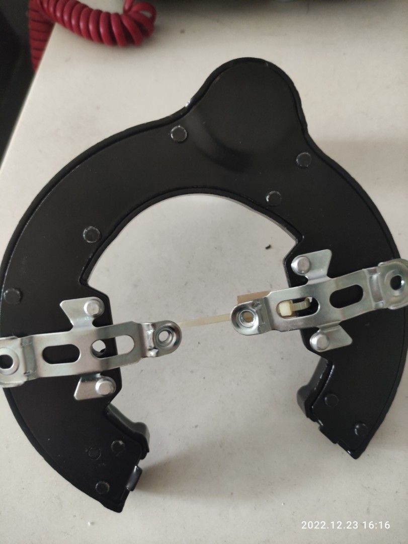 Numbered wheel lock, frame mount., Sports Equipment, Bicycles & Parts ...