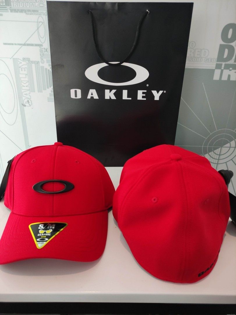 Oakley Tin Can Cap, Men's Fashion, Watches & Accessories, Caps & Hats ...