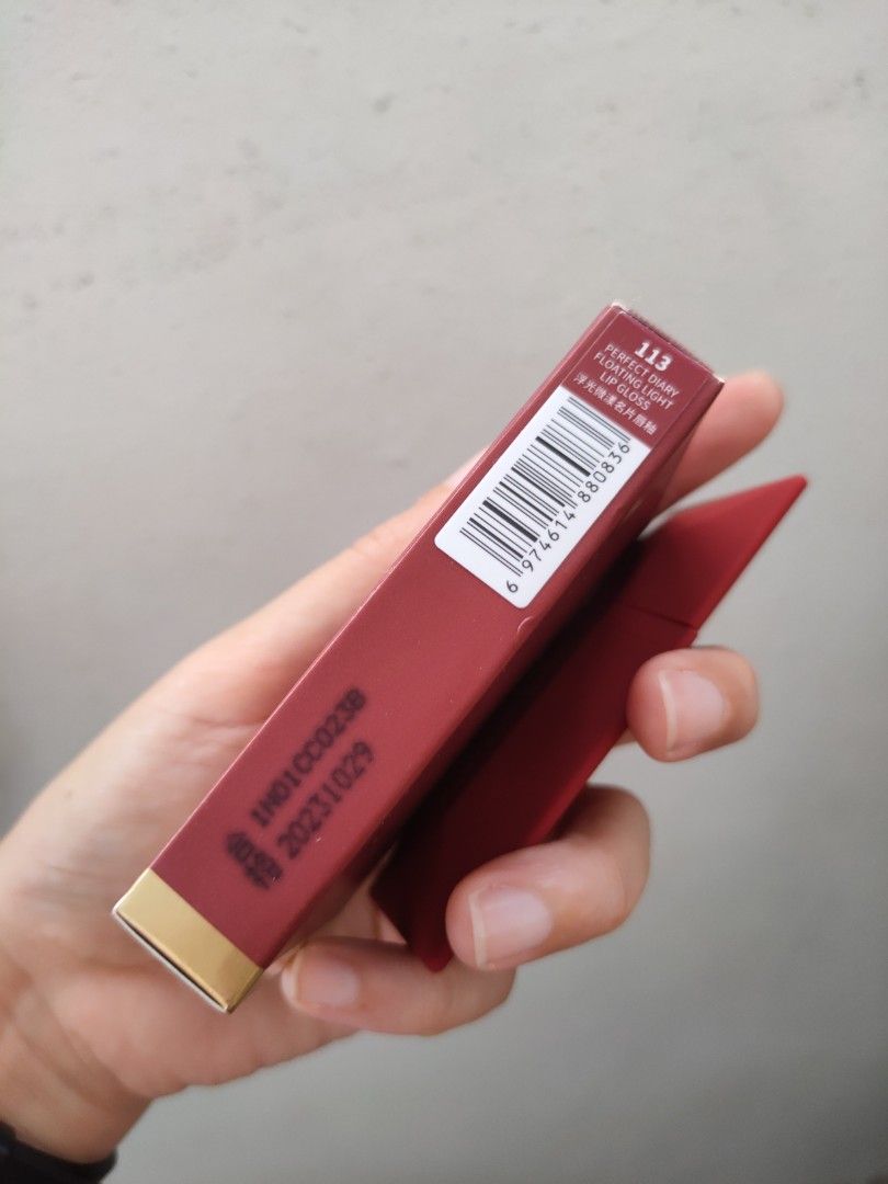 Perfect Diary Floating Light Lip Gloss, Beauty & Personal Care, Face ...