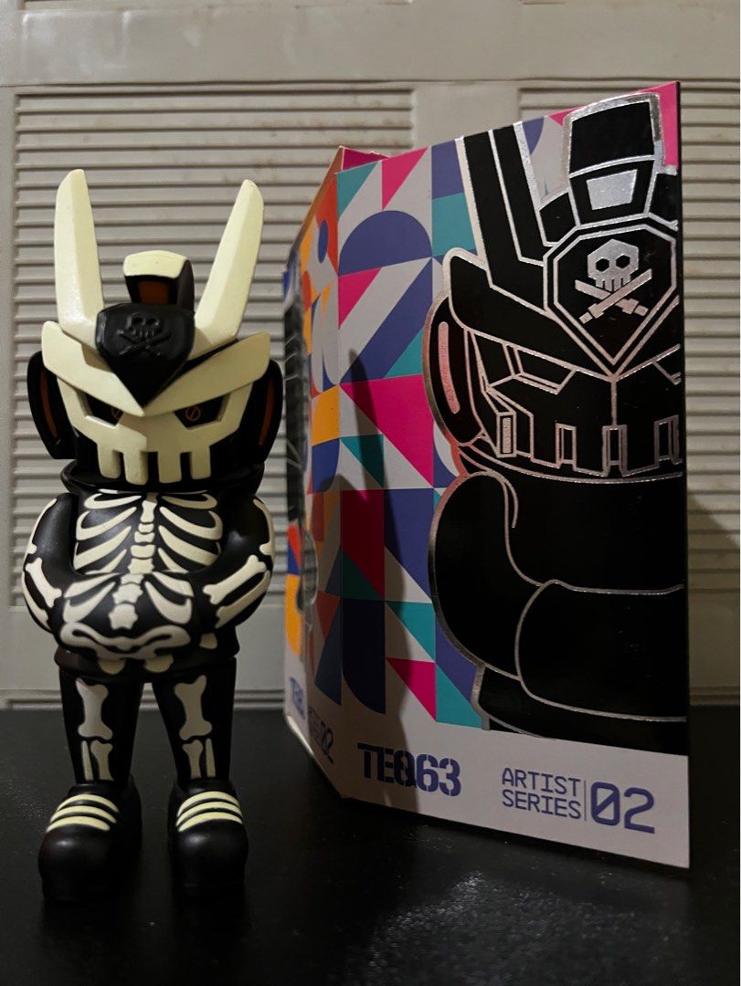 Quiccs Artist Series 02 Bawal to the Bone TEQ63, Hobbies & Toys, Toys ...