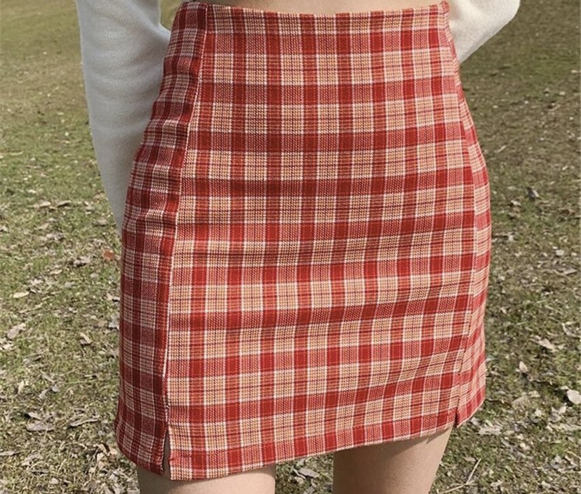 red checkered skirt, Women's Fashion, Bottoms, Skirts on Carousell