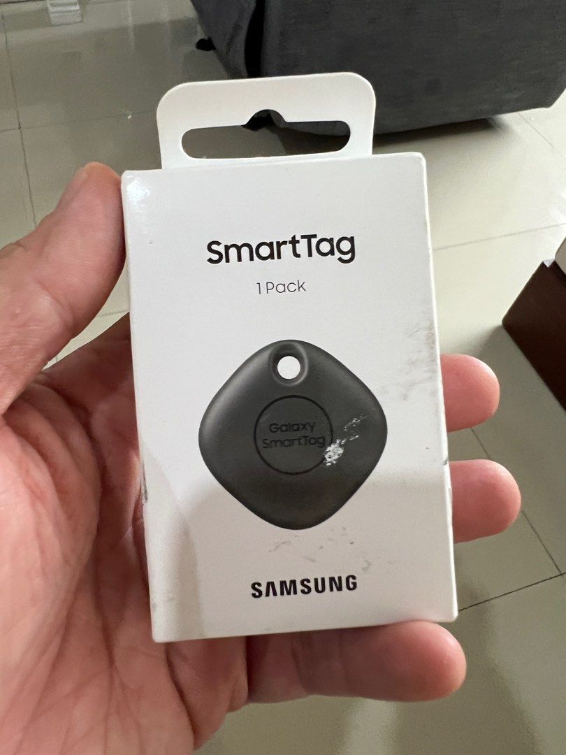 Samsung Smart Tag, Mobile Phones & Gadgets, Other Gadgets on Carousell