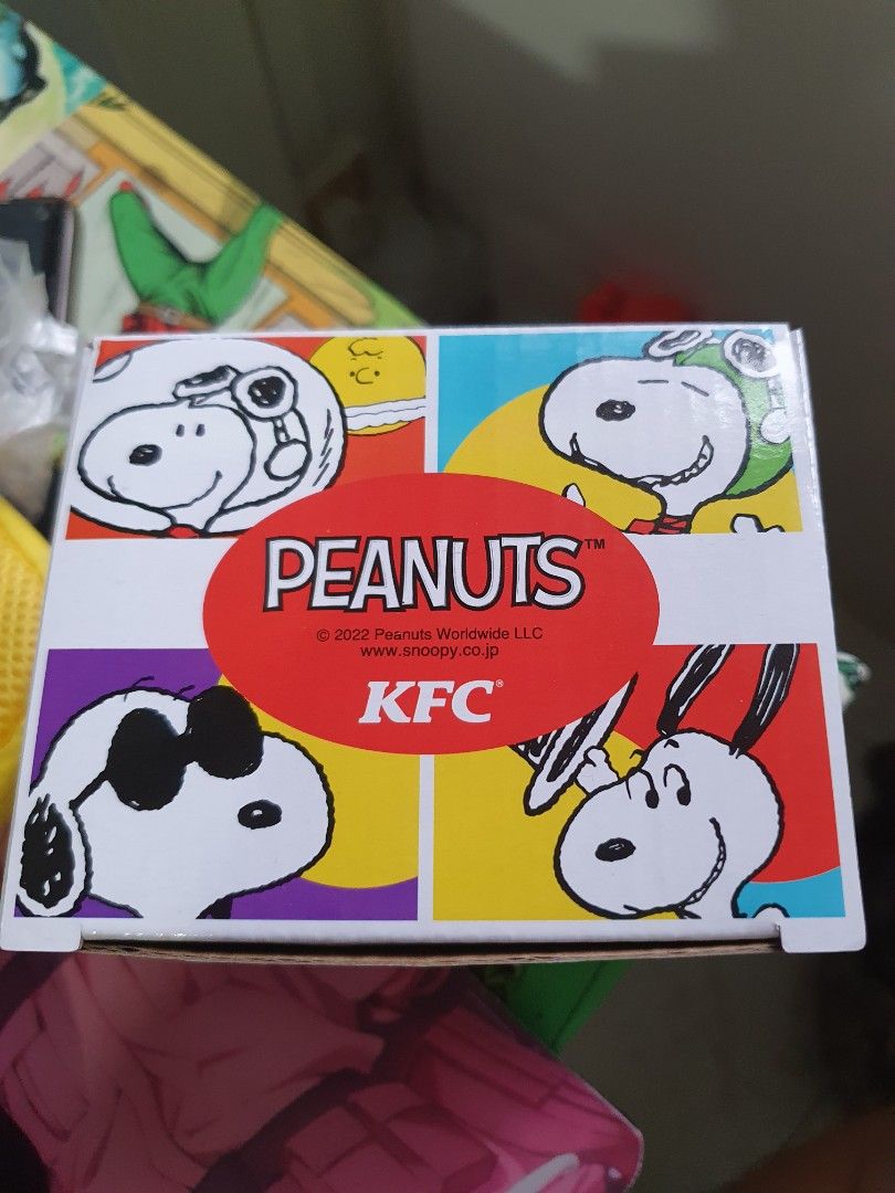 Snoopy X KFC Japan Mug, Furniture & Home Living, Kitchenware ...