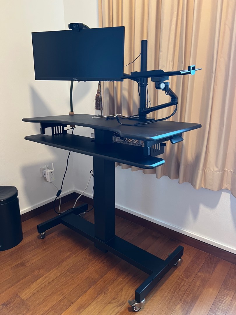 Standing desk, monitor arm and gaming chair (set), Furniture & Home ...