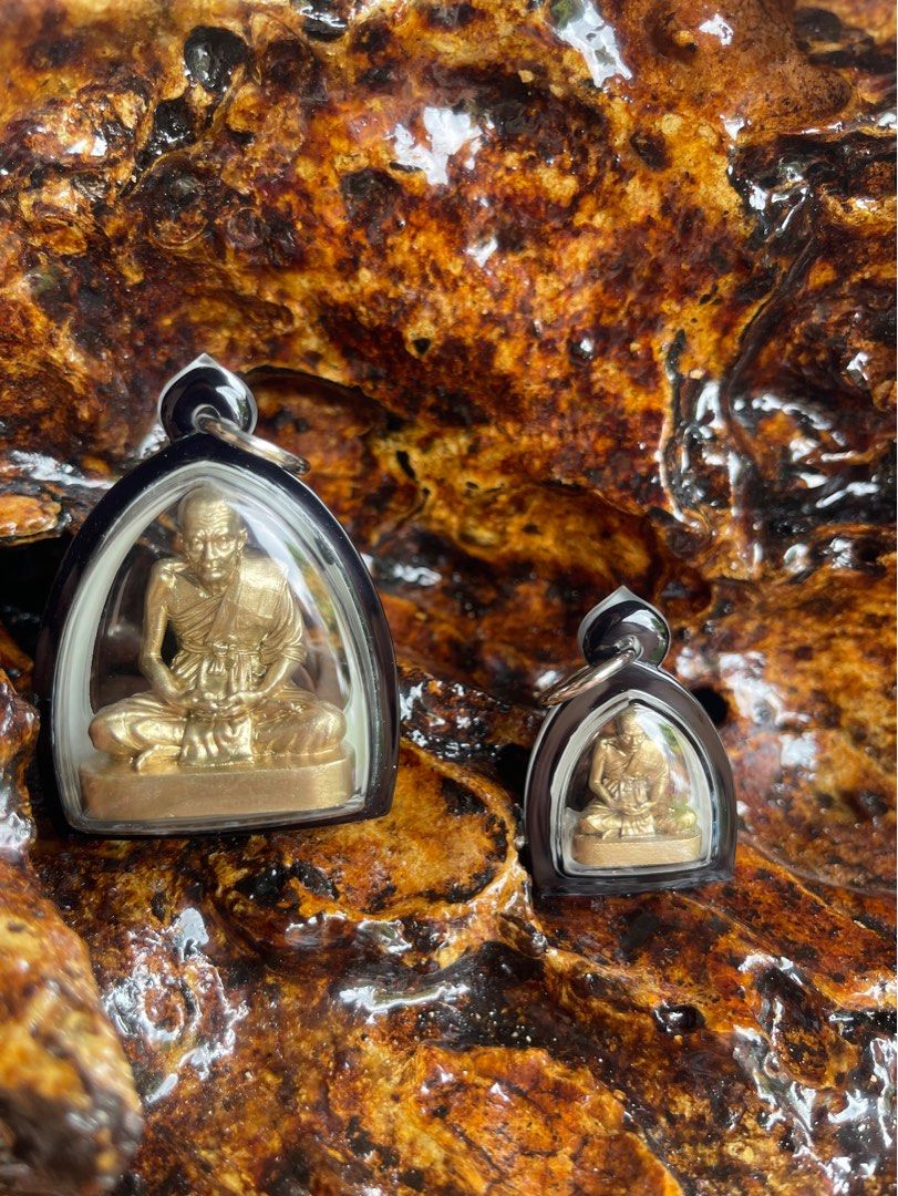 Thai Amulets @Lp Thuat Loop Lor, Hobbies & Toys, Memorabilia ...