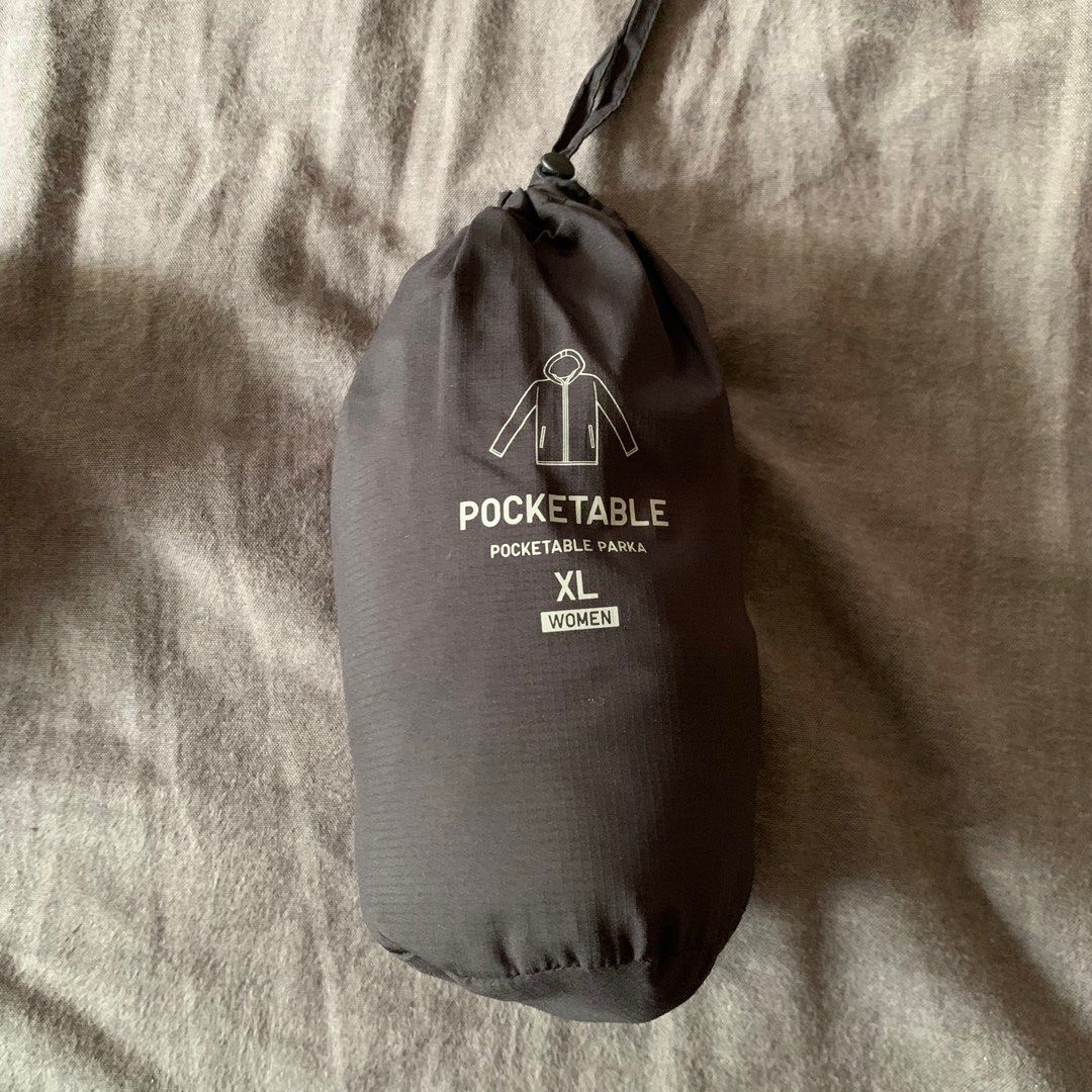 Uniqlo Pocketable Rain Jacket, Women's Fashion, Coats, Jackets and ...