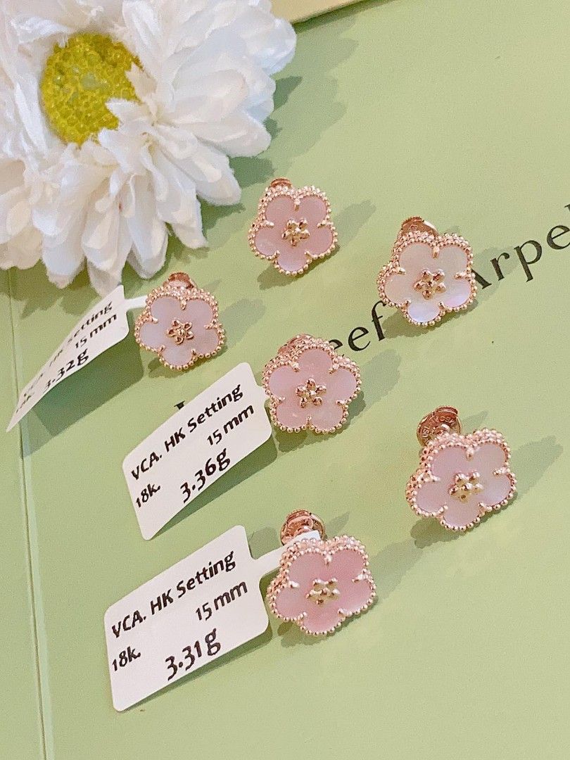 Vca Flower Stud Earring 18k Gold HK Setting, Women's Fashion, Jewelry ...